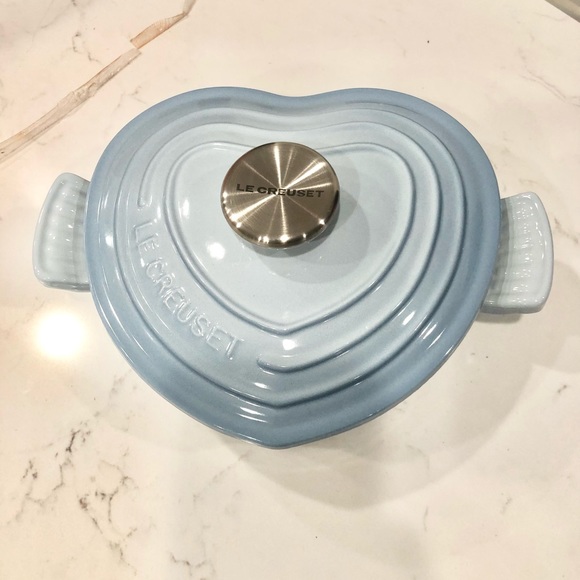 Le Creuset | Kitchen | Le Creuset Heart Shaped Cast Iron Coastal Blue ...